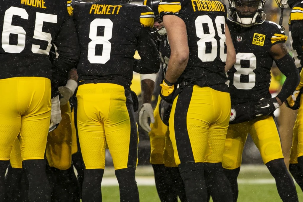 Pittsburgh Steelers Roster 2025 Starters, Draft Picks AFC North Sports324